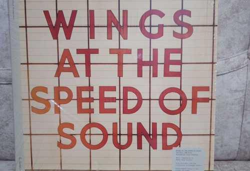 Wings AT THE speed OF sound 2 LP