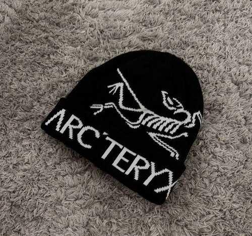 Шапка мужская arcteryx
