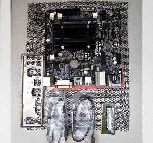 Материнская плата ASRock J3160-ITX для сборки NAS