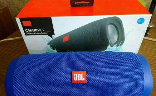 Портативная колонка JBL Charge 3