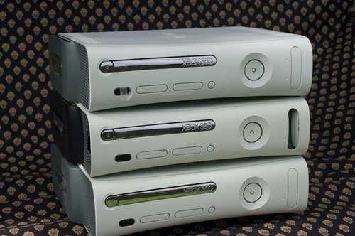 Три приставки Xbox360 PAL (разное состояние и HDD)