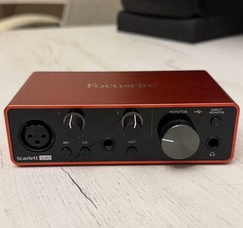 Звуковая карта focusrite scarlett solo 3rd gen