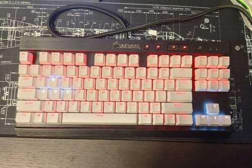 Игровая механическая клавиатура Corsair K65 RGB