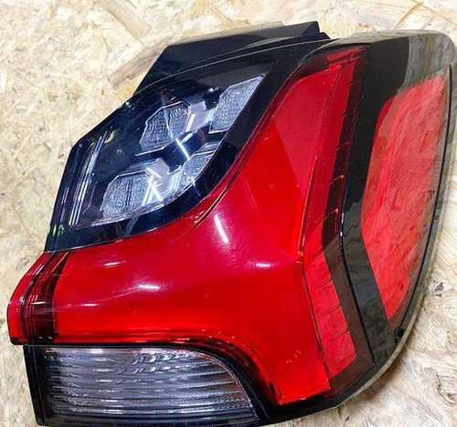 Фонарь задний правый Mitsubishi ASX