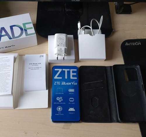 ZTE Blade V30, 4/128 ГБ