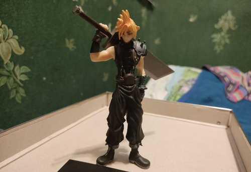 Фигурка Cloud Strife из Final fantasy VII