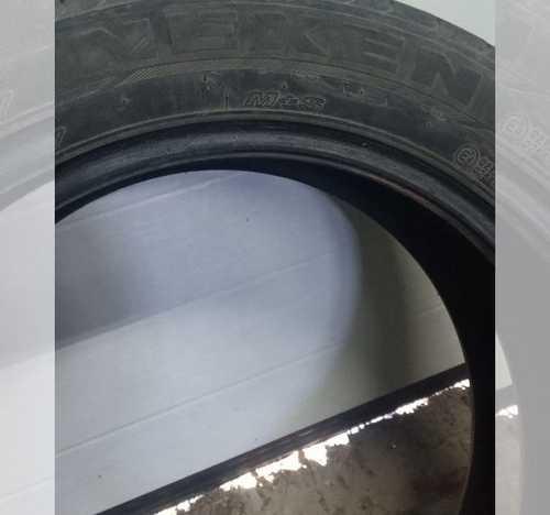 Nexen N'Priz AH8 215/55 R17