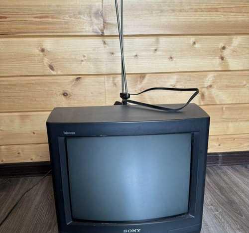 Телевизор Sony trinitron 14