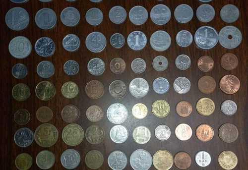 100 разных иностранных монет без повторов