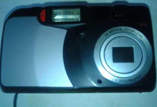 Цифровой компактный фотоаппарат