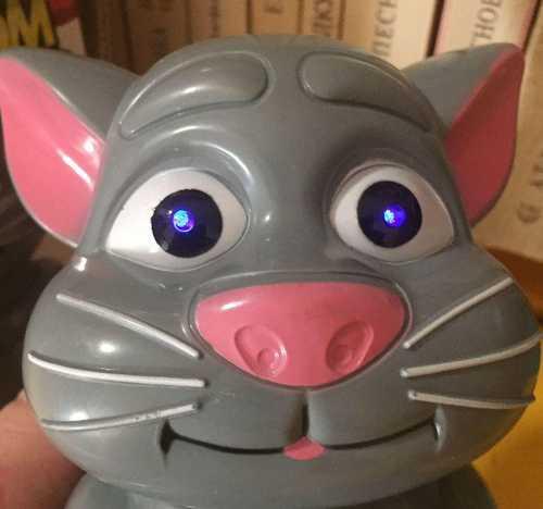 Говорящий кот том