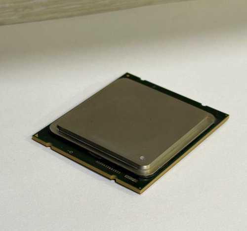 Xeon e5-2689