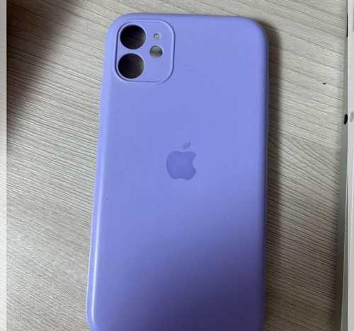 Чехол на iPhone 11