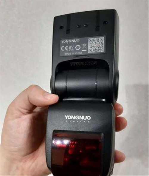 Вспышка Yongnuo Speedlite YN685 for Canon
