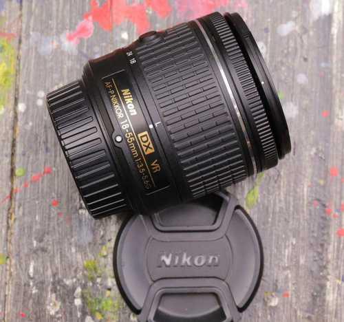 Nikon 18-55mm f/3.5-5.6G AF-P DX VR s/n 439