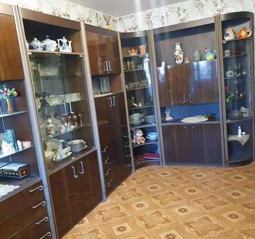 Стенка в гостиную