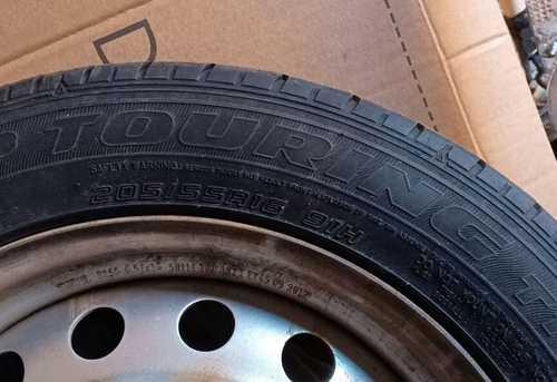 Dunlop SP Touring T1 205/55 R16