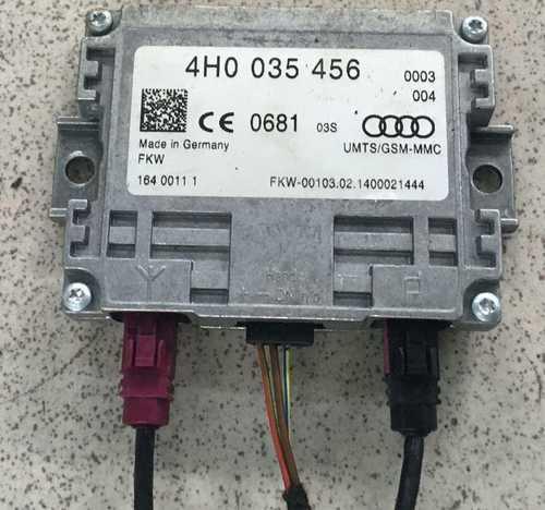 4h0035456 VW, Skoda,Audi Усилитель антенны