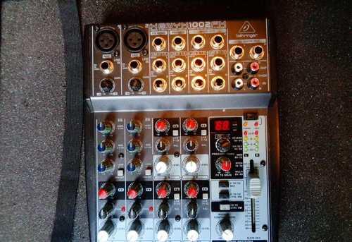 Микшерный пульт Behringer Xenyx 1002 FX