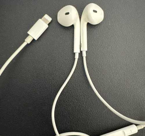 Наушники apple earpods lightning