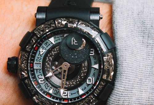 Часы romain jerome