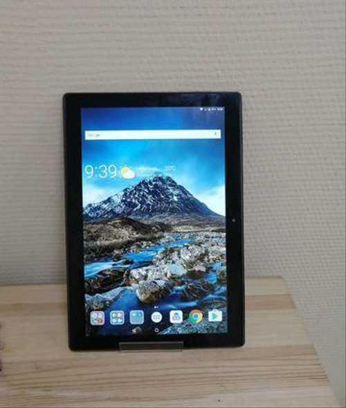 Планшет Lenovo Tab 4 TB-X304L