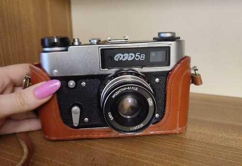 Пленочный дальномерный фотоаппарат фэд-5B