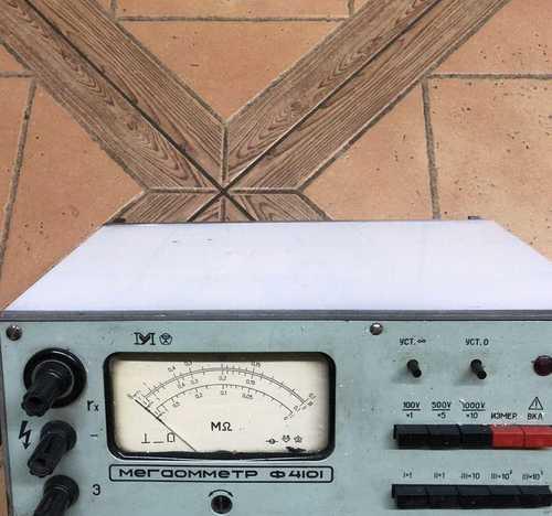 Мегаомметр Ф4101