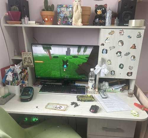 Компьютерный стол