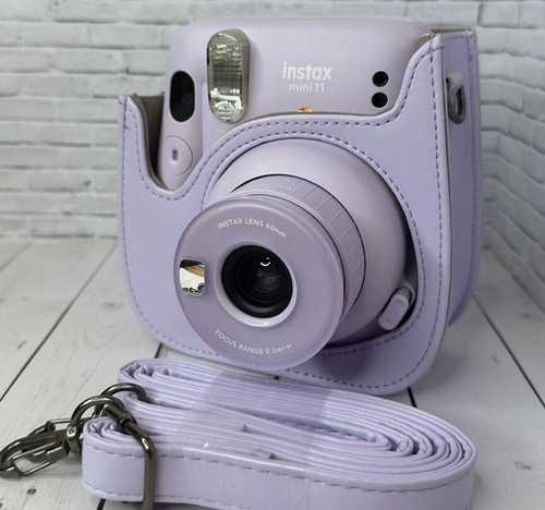 Фотоаппарат instax mini 11 purple б/у