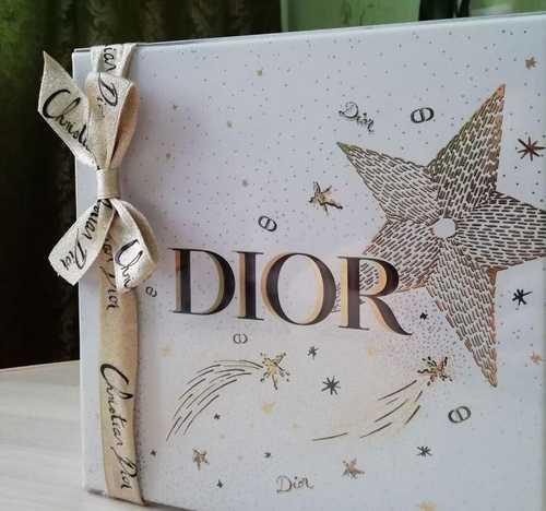 Коробка подарочная Dior