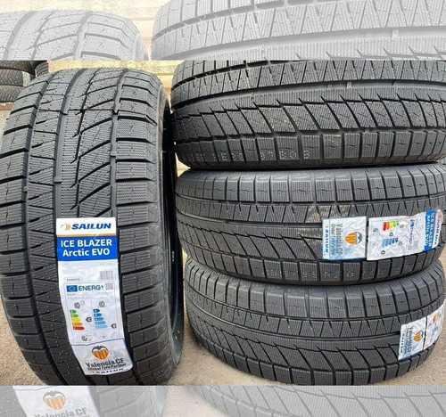 Sailun Ice Blazer Arctic EVO 235/45 R20 100T