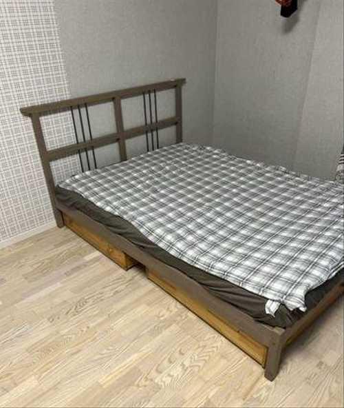 Кровать с матрасом 140*200 рикене IKEA