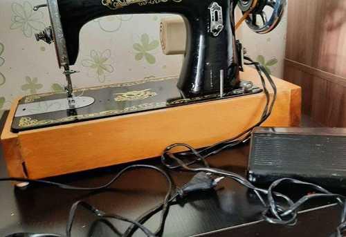 Швейная машина бу электрическая