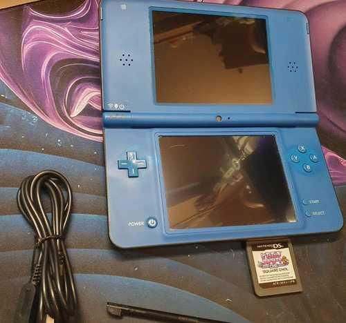 Nintendo DSi XL (LL)