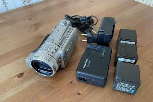 Видеокамера Panasonic HDC-TM300