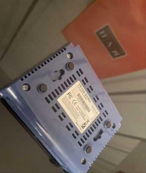 Свитч TE100-S5/RU Fast Ethernet Switch