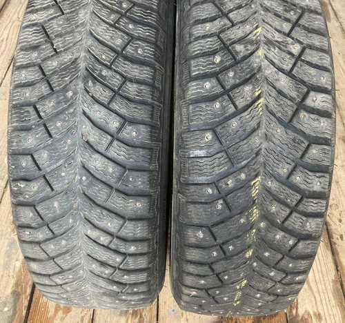 Michelin 4x4 Alpin 215/60 R17 100B