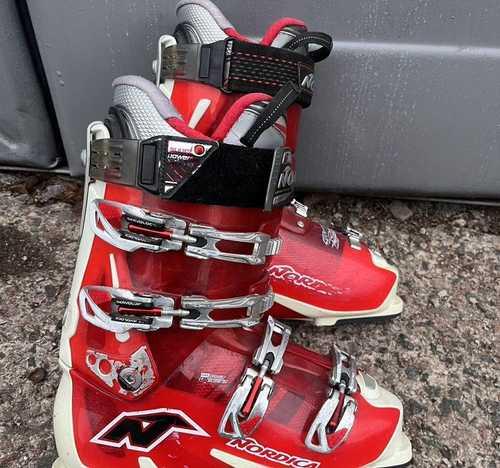 Горнолыжные ботинки Nordica 120