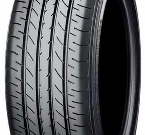 Yokohama BluEarth E51B 215/55 R17 94V