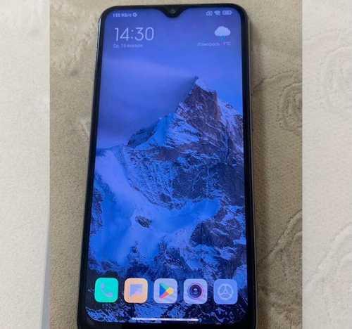 Xiaomi Mi 9 SE, 6/128 ГБ