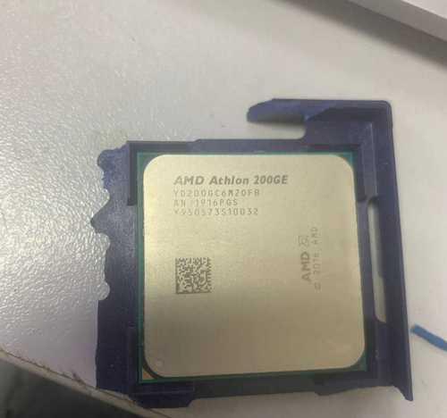 Процессор AMD Athlon 200GE