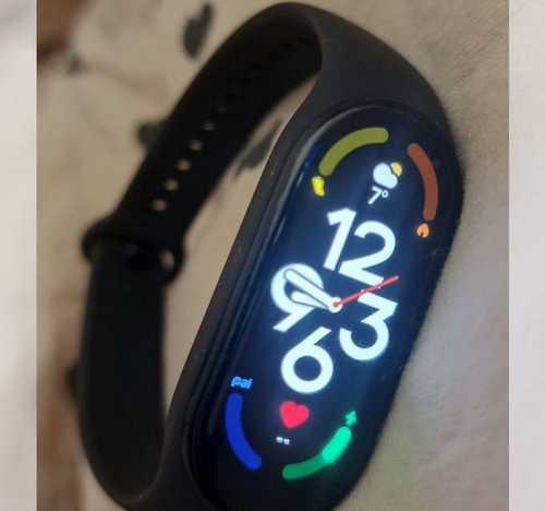 Фитнес браслет xiaomi mi band 7