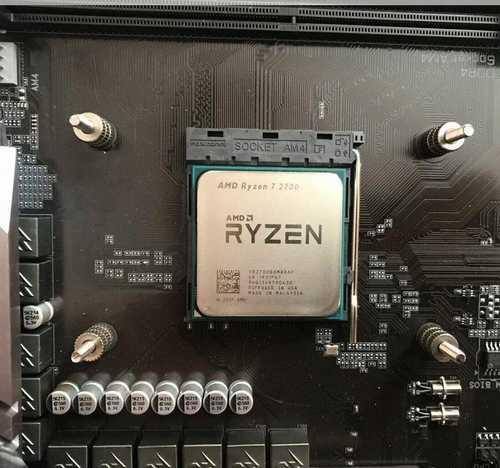 Продам процессор AMD Ryzen 7 2700