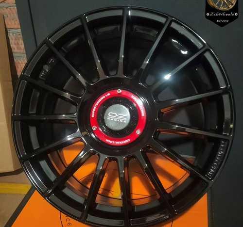 NEW Комплект дисков OZ Racing R18 8.0 et38 5x114.3