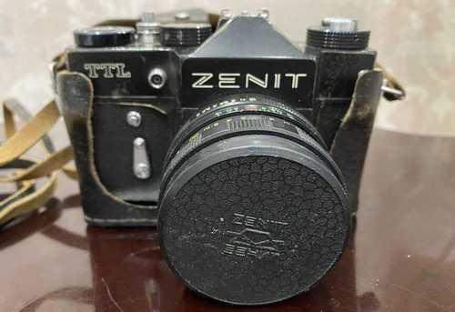 Плёночный фотоаппарат Zenit