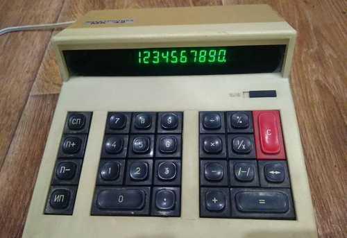 Советский калькулятор МК 42