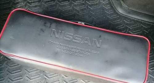 Набор автомобилиста, Nissan, сумка из кож. заменит