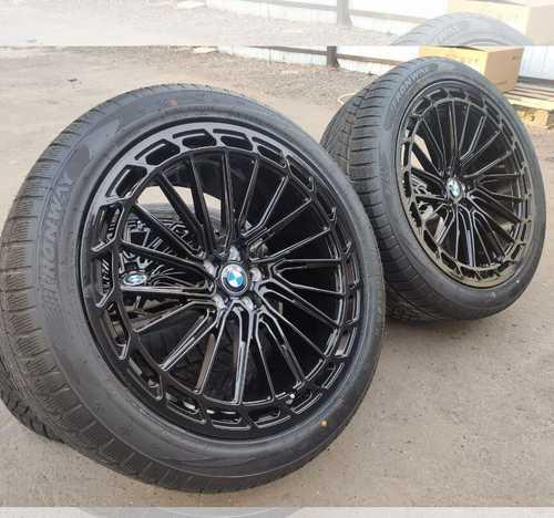 Зимние кованые колеса R21 Vossen BMW X6 G06