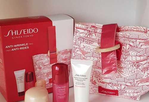 Shiseido подарочный набор